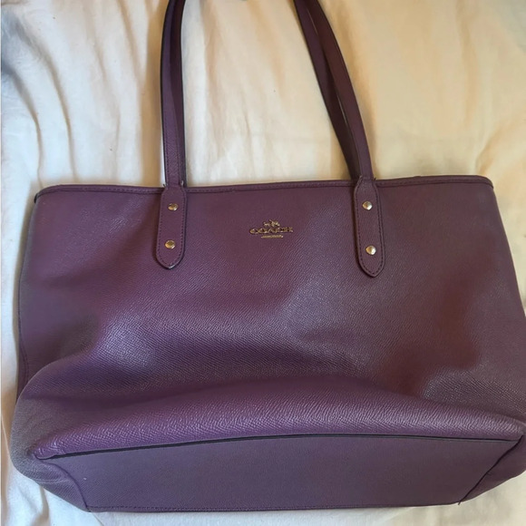Coach | Bags | Coach Purse City Zip Tote Bag Shoulder Purple Small ...